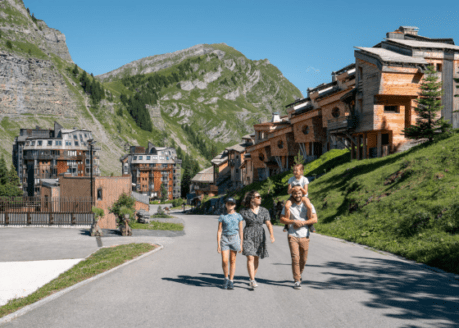 Prodains cable car Morzine to Avoriaz : Prodains express cable car ...